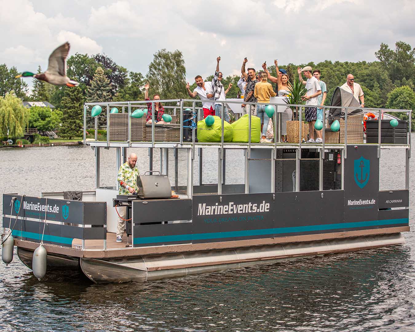 Floss mieten Berlin - Dein Event auf dem Wasser - Marine Events
